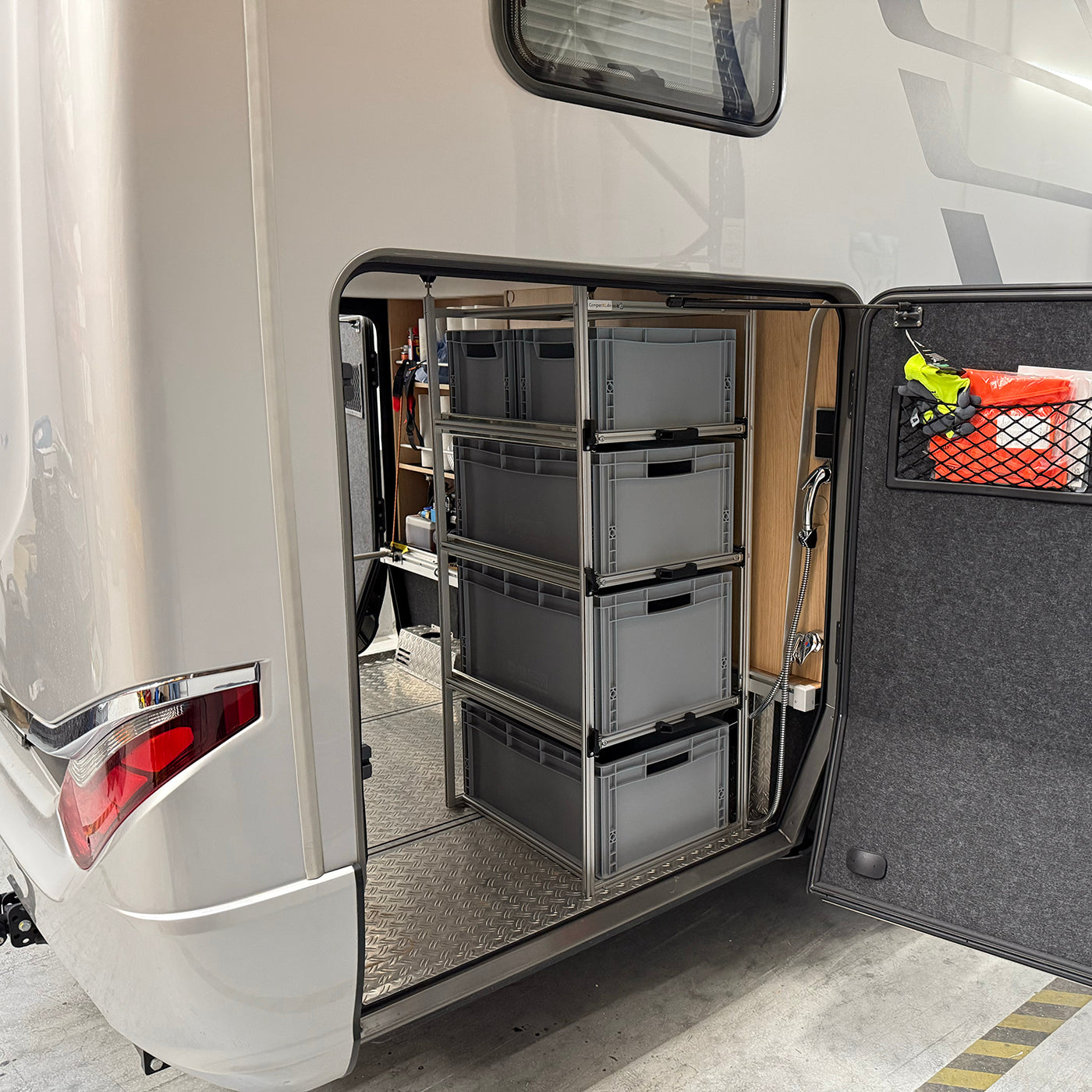 Leichtes Regal Fur Wohnmobil